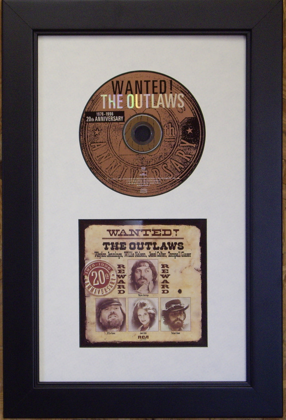 CD Disc and Insert / Booklet Frame Set – Frame My Collection LLC